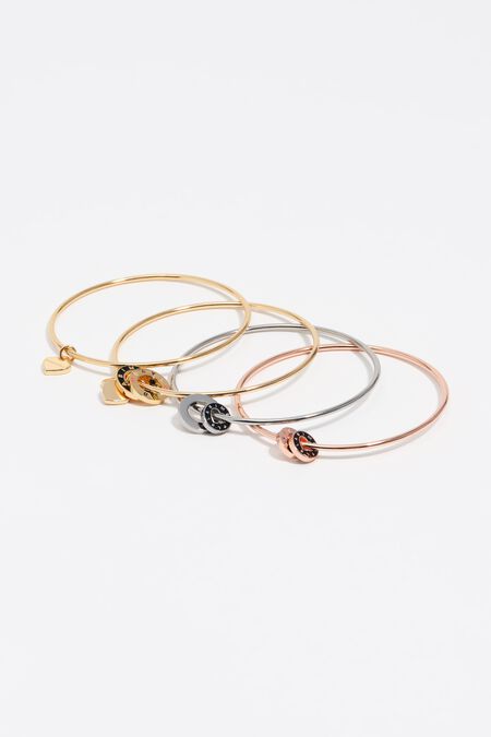 Set de 4 pulseras logo corazón