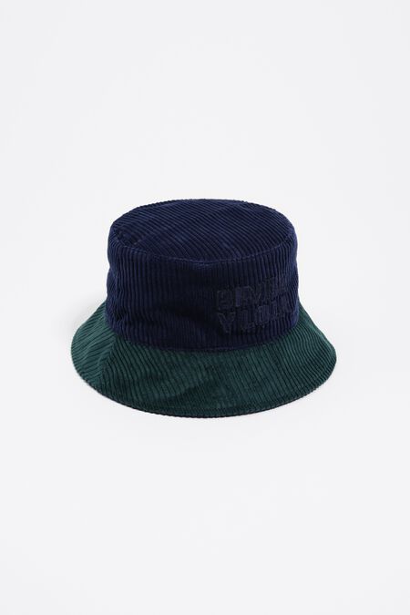 Two-tone bucket hat