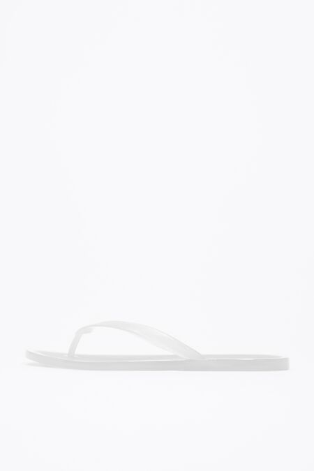 Semi-transparent flip-flop